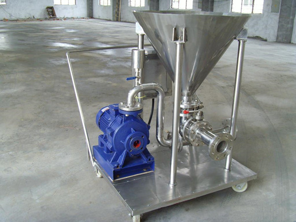 Venturi ejector, solids conveying eductor, liquids mixing eductor